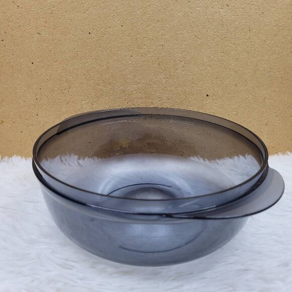 Tupperware | Kitchen | Tupperware Gray Heat And Serve Bowl 6 4 Cup ...
